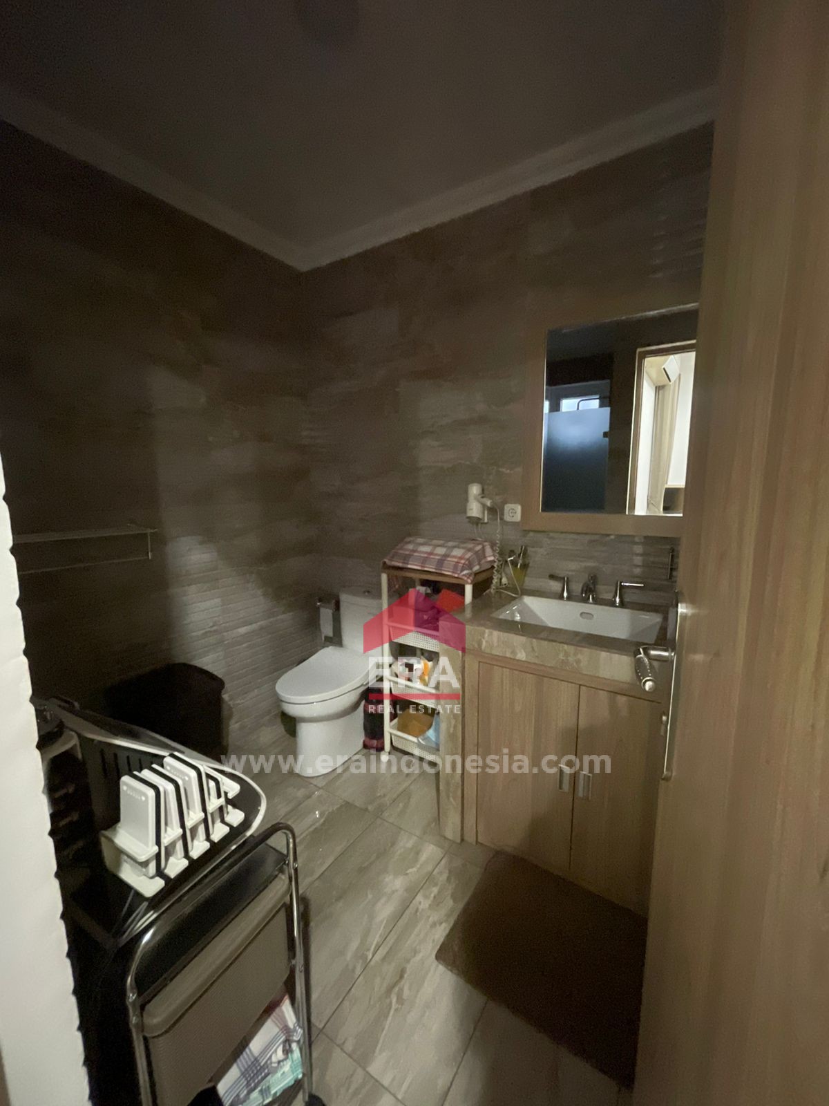 Dijual Cepat !! Rumah Minimalis Bagus Rapih di Kelapa Puan , Bisa Nego ...