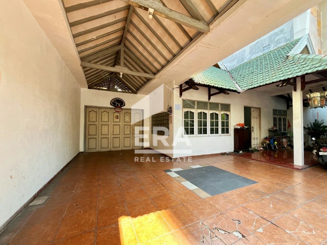 Dijual Rumah Terawat di Pusat Kota Surabaya Jl. Anjasmoro, dekat ...