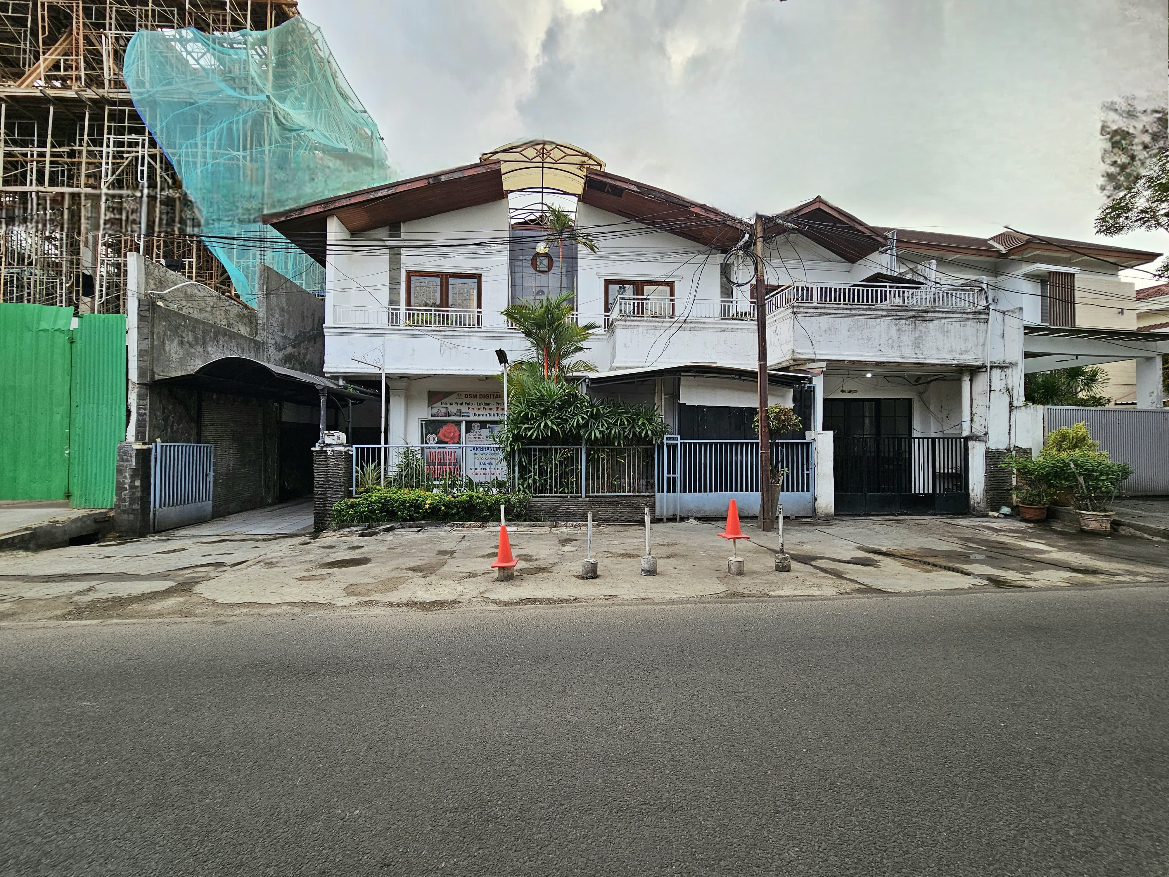 RUMAH KEBAYORAN BARU DEKAT KE SCBD & SUDIRMAN | Agen Property #1 Indonesia